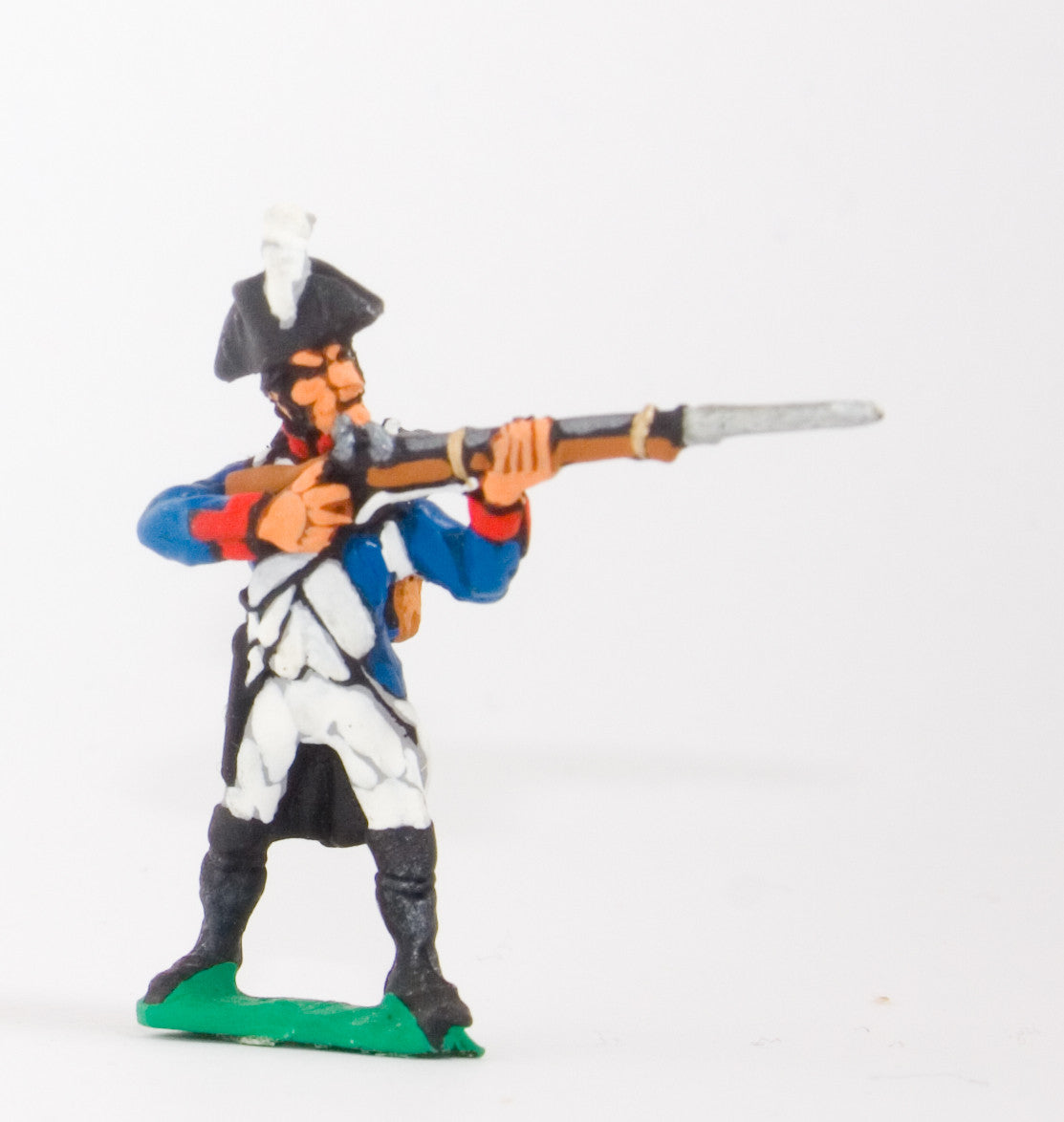 FN29 Line Infantry 1804-12: Fusilier in Chapeau firing – Essex Miniatures