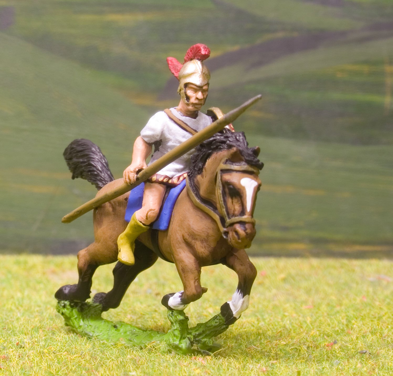 MP78 Tarantine Light Cavalry with Javelin & Shield – Essex Miniatures